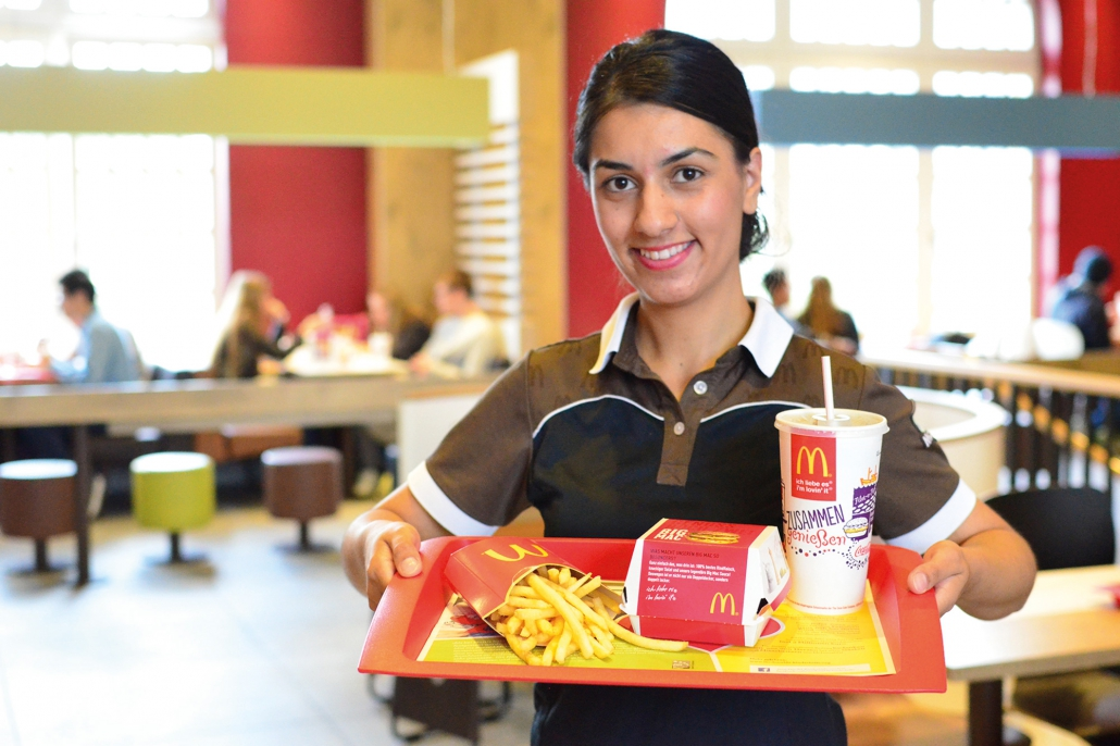 Već od idućeg mjeseca povećanje plata u McDonalds-u, Burger Kingu i ostalim firmama. Povećanje ...